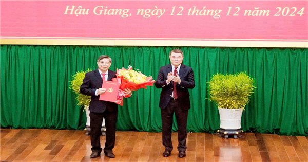 Ông Đồng Văn Thanh được chuẩn y giữ chức Bí thư Tỉnh ủy Hậu Giang | Báo ...
